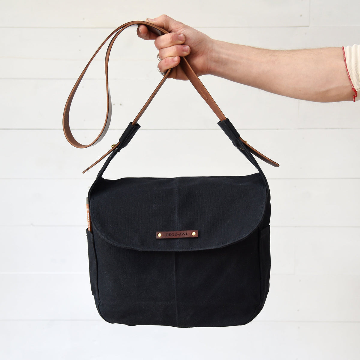 The Finch Satchel – Peg and Awl